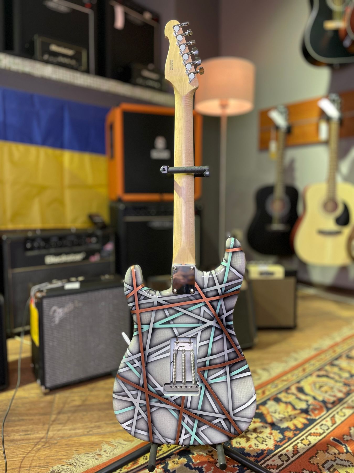 Електрогітара Woodstock Custom Stripe Strat RW STP Купити в інтернет ...